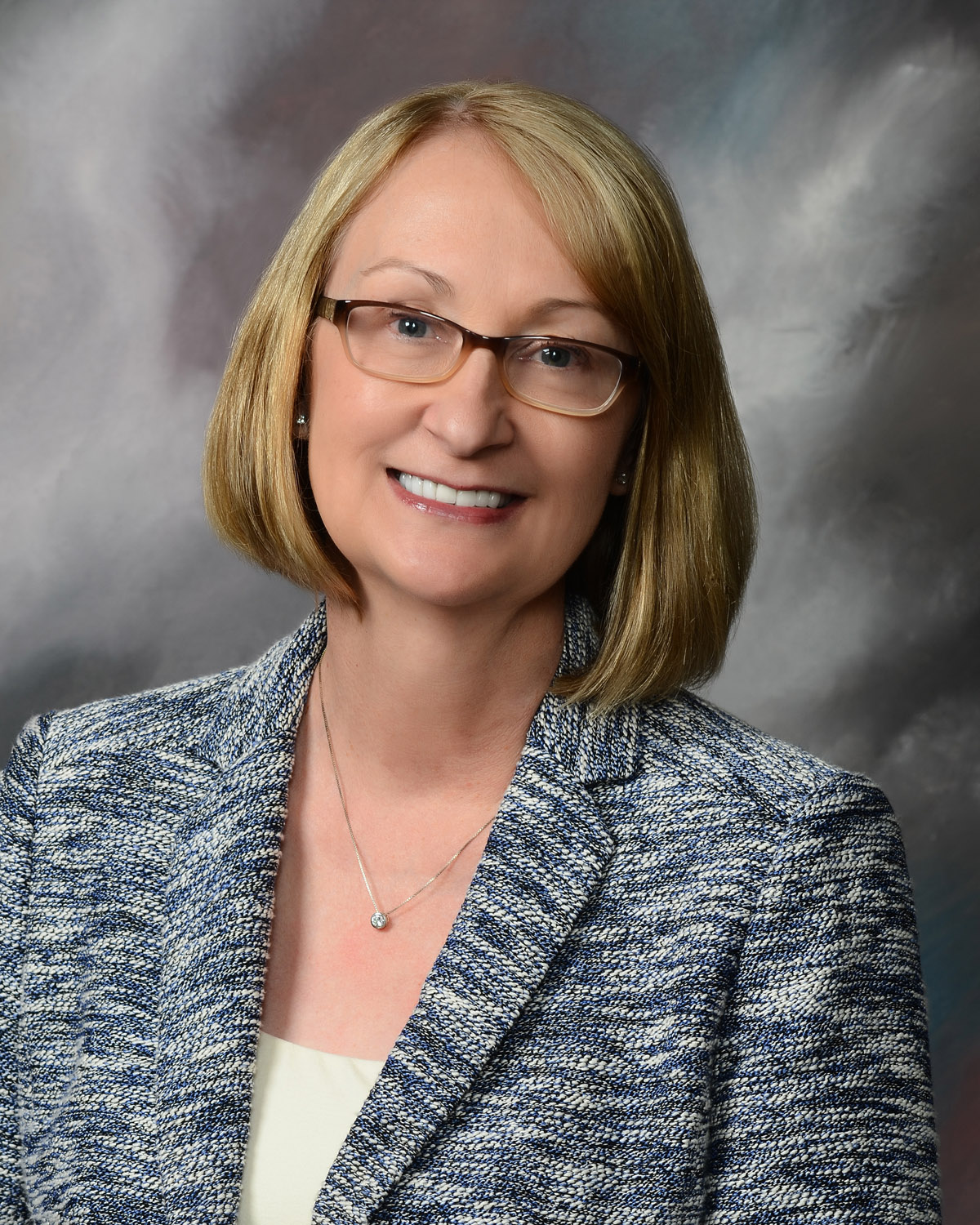 PRESIDENT DR. JANN WEITZEL ANNOUNCES RETIREMENT - Cottey College